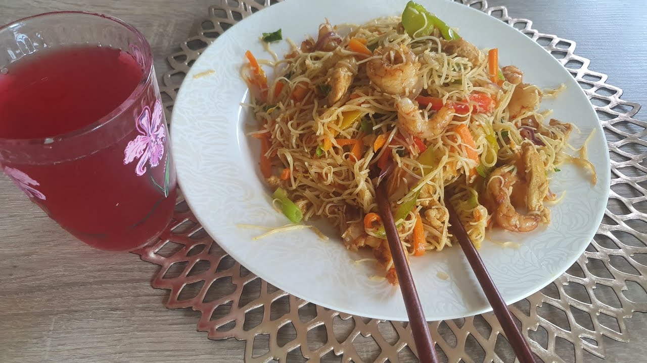 Stir Fry Chow Mein Recipe - YouTube
