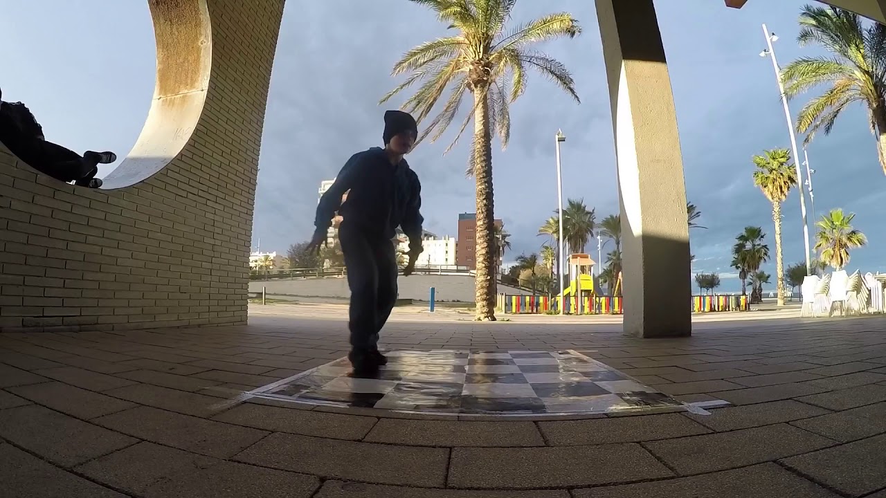 Bboy BRIKY & MAGIC ONE - YouTube