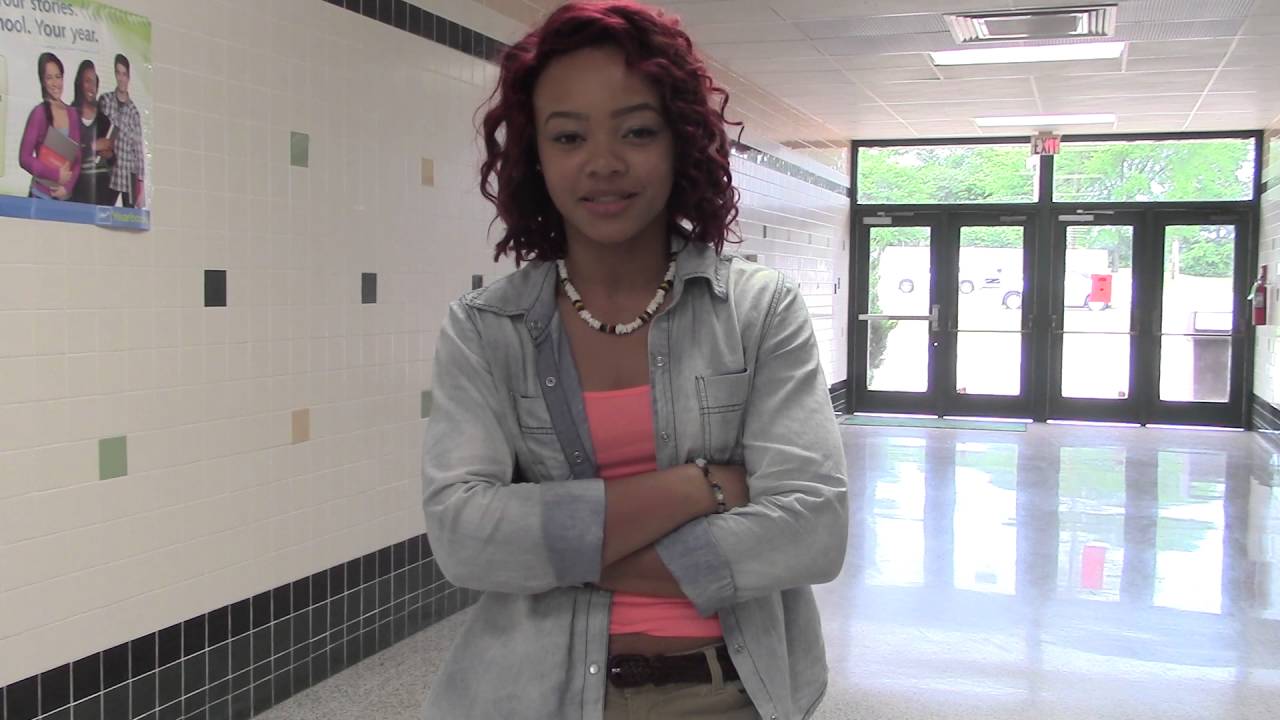Seniors' Advice to Underclassmen - YouTube