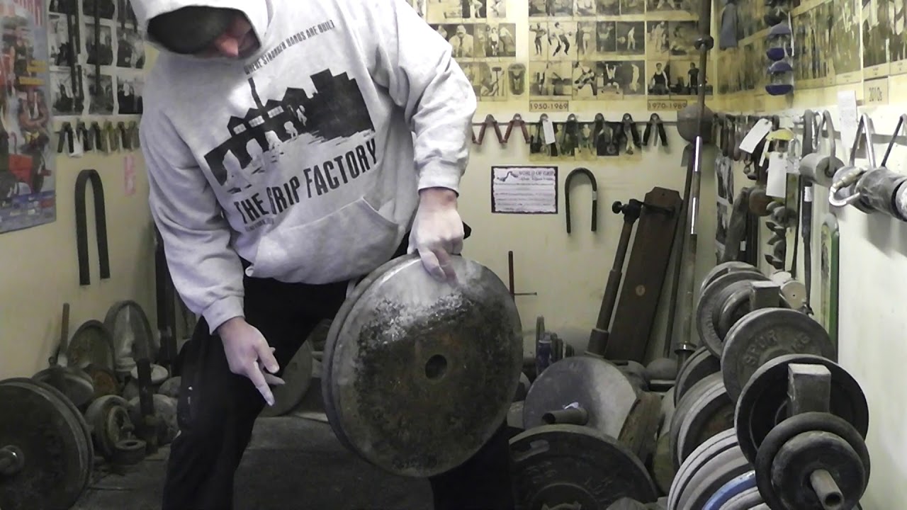 David Horne Two Fingers One Hand Pinch 2 x 20k plates 7secs - YouTube