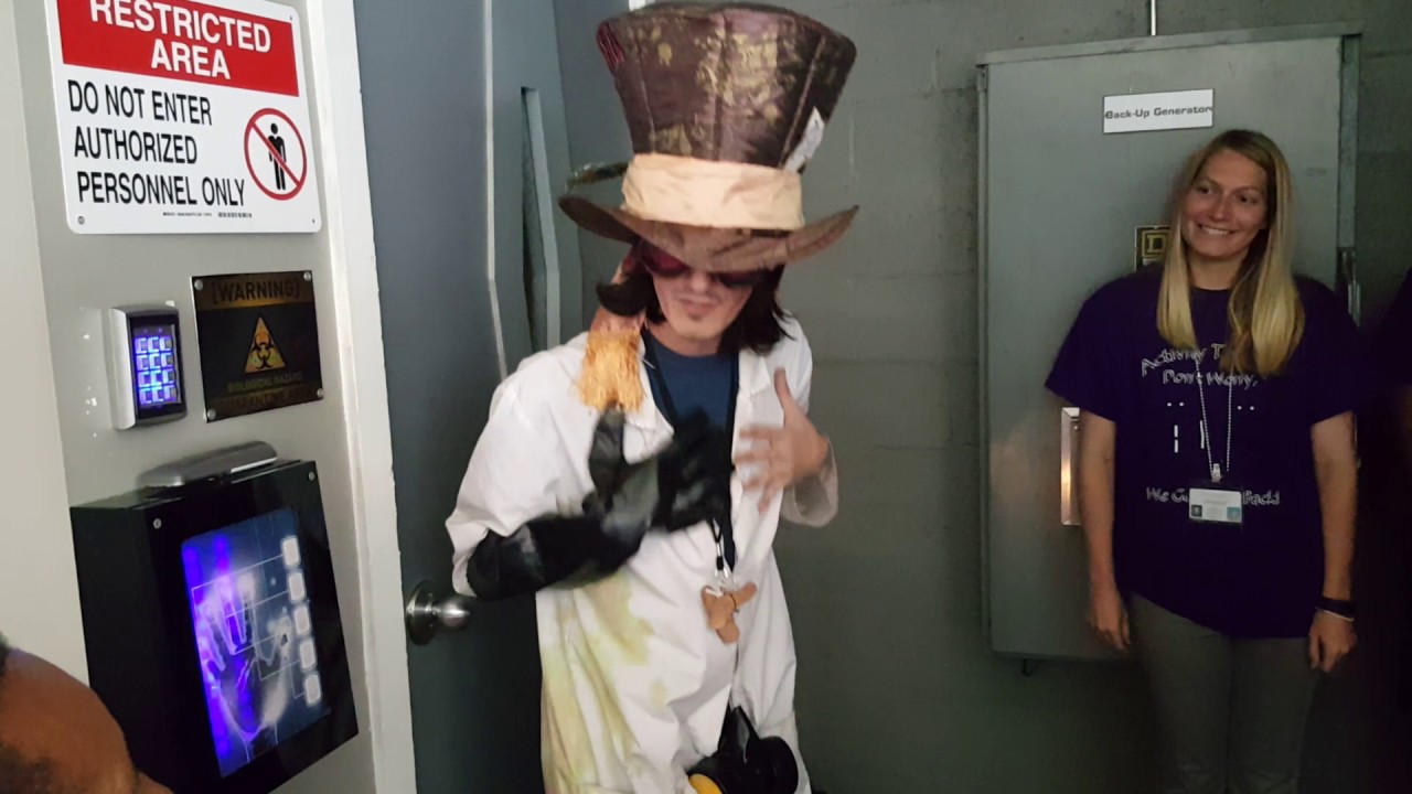 Paranoia Quest Escape the room Zombie Apocalypse Introduction - YouTube