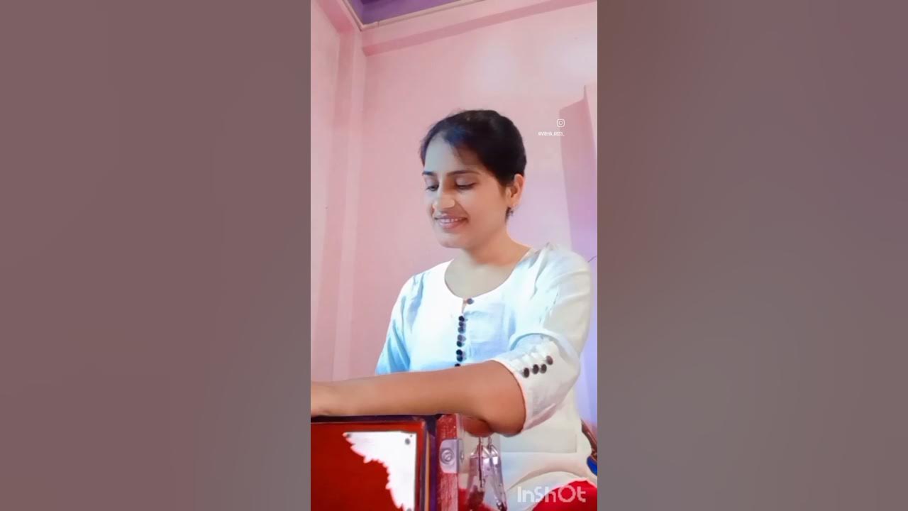 झूला गीत // vibha shukla// राधा कृष्ण की झूला गीत ll बहुत ही अच्छा गीत है ll #bagheli jhula geet ...