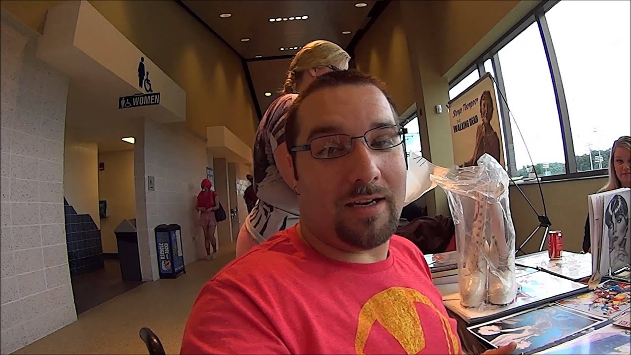 Louis Small Jr Autograph Signing - YouTube