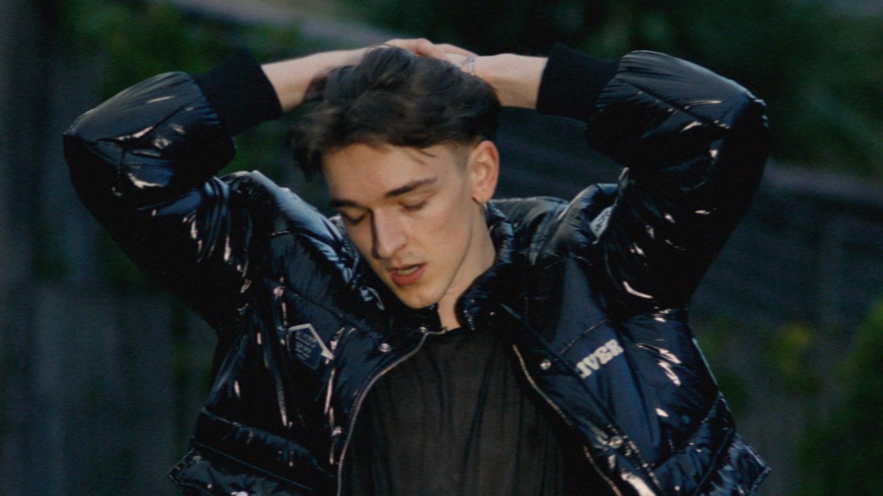 Daphnie - Digital Bullshit (Official Music Video) - YouTube Music