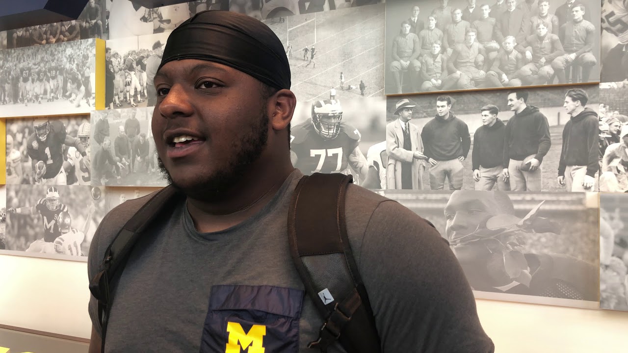 Cesar Ruiz discusses the Michigan offense in fall camp - YouTube