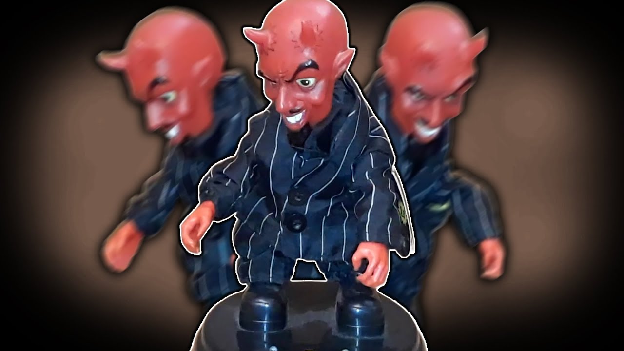 Gemmy - Grave Ravers (Devil) (2010) - YouTube