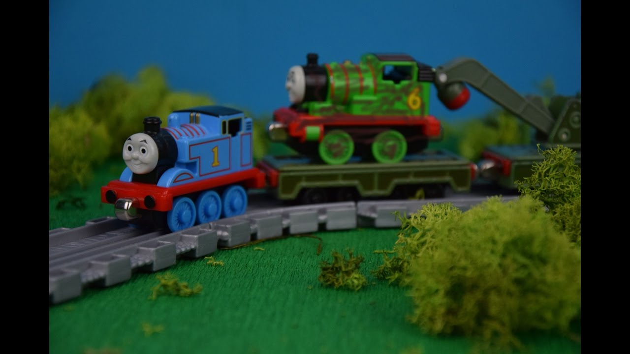 Der hilfsbereite Thomas l freaky stop motion - YouTube