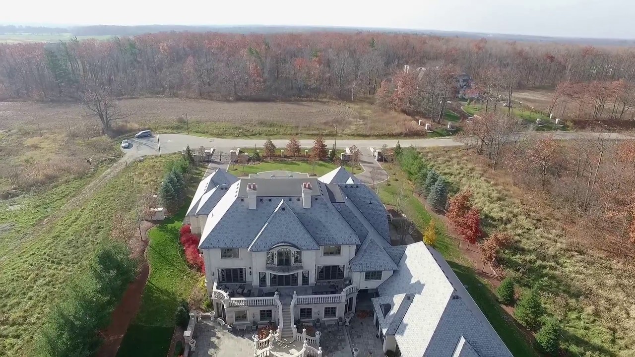 4467 Escarpment Drive Fall 2016 - YouTube