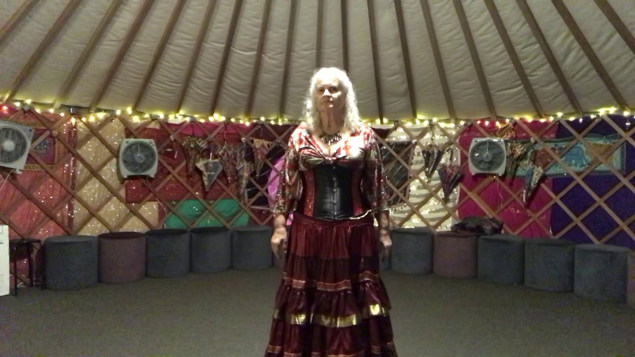 Spanish Steampunk choreography Dancing Divas - YouTube