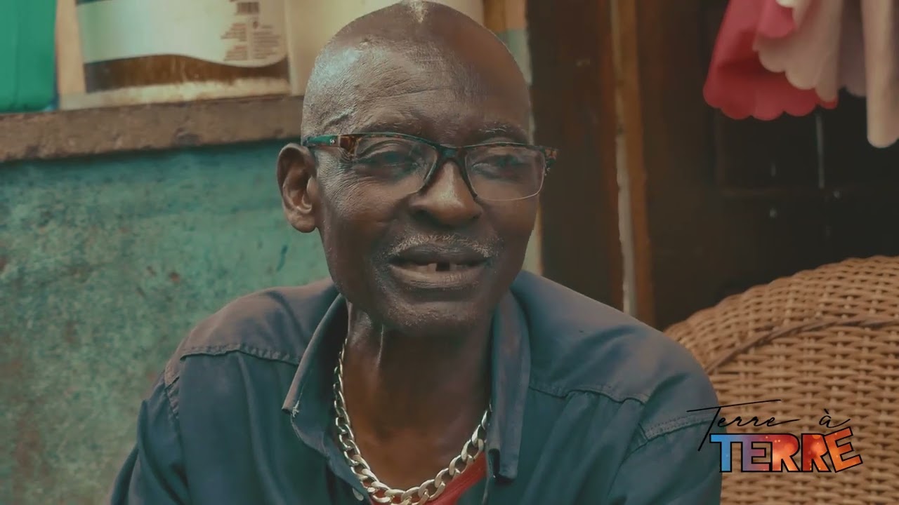 Le cycliste Joseph Kono est sur TERRE à TERRE. Le record man des années ...