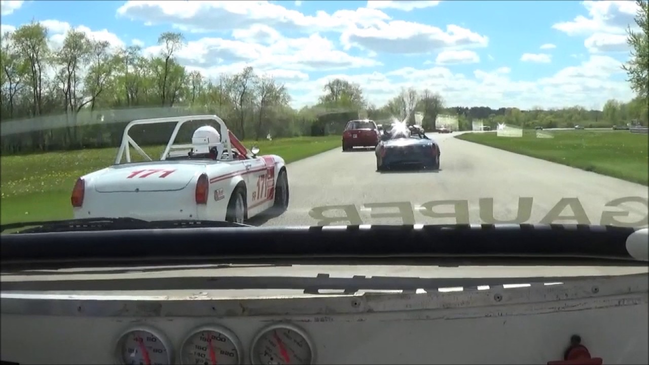 2017 SCCA Majors Race #1 at Blackhawk Farms - YouTube