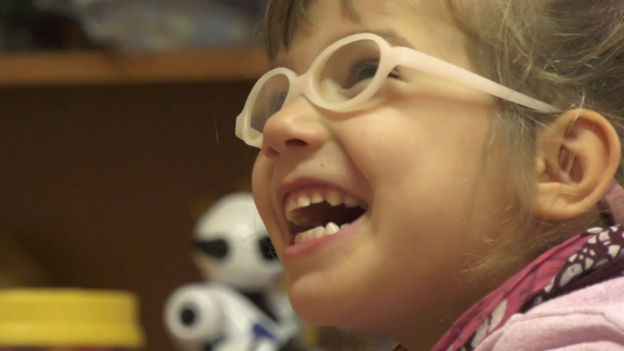 Paralizia cerebrala - YouTube