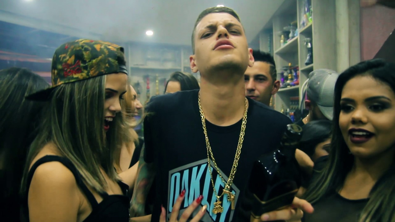 MC PK - Na Boca Das Vagabundas (Video Clipe Oficial) Felipão Clipes ...