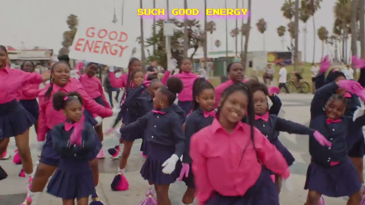 Spookey Ruben - Good Energy (official music video) - YouTube