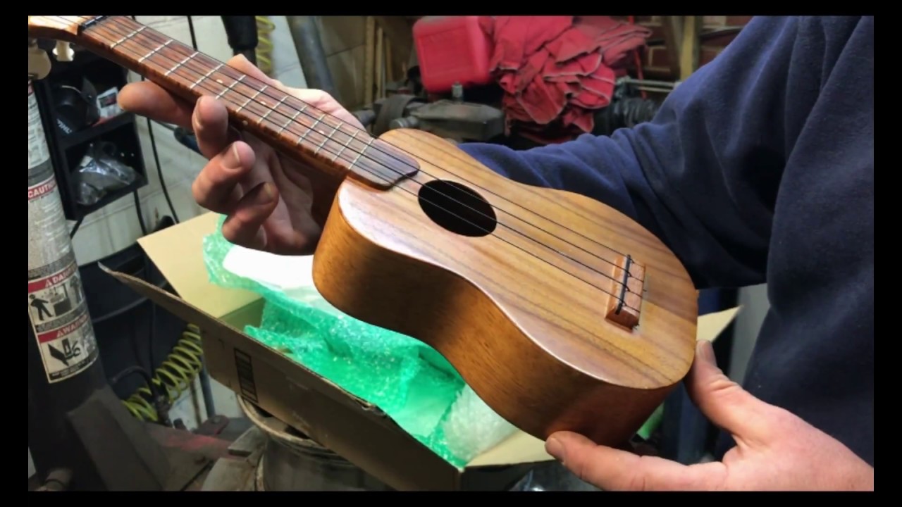 The G Kamaka Ukulele White Label - YouTube