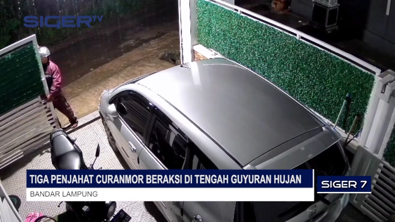 TIGA PENJAHAT CURANMOR BERAKSI DI TENGAH GUYURAN HUJAN - YouTube