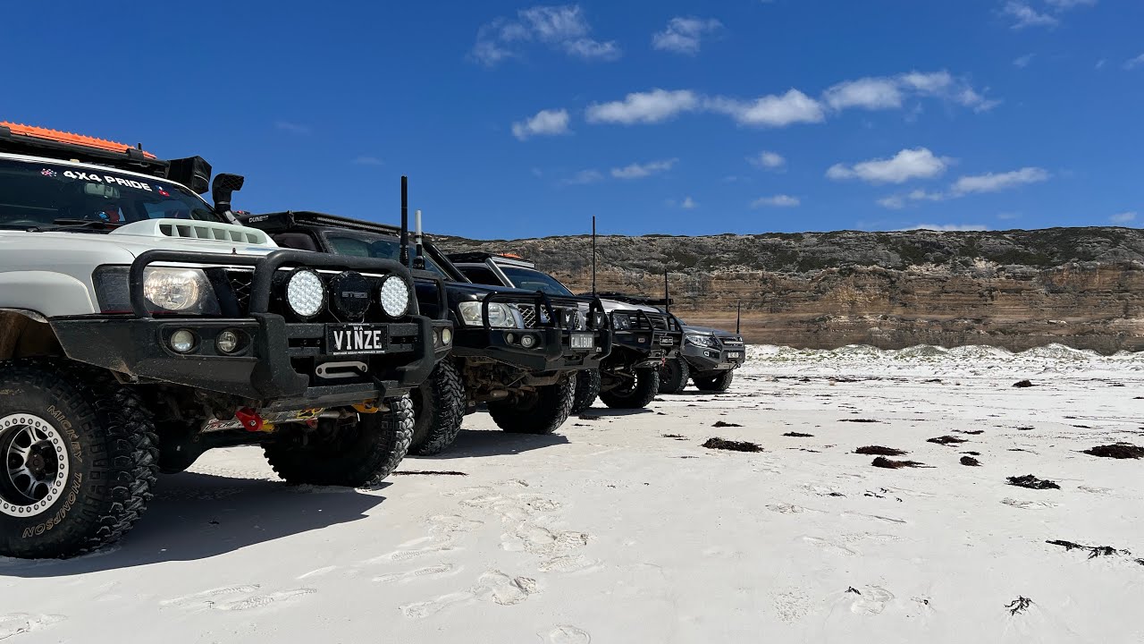 Twilight Cove | Baxter Cliff | Cocklebiddy | Eyre Highway 90 mile ...
