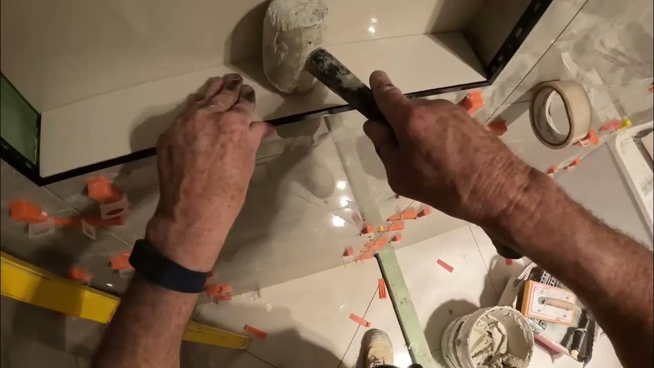 Techniques of a Professional Tiler - YouTube
