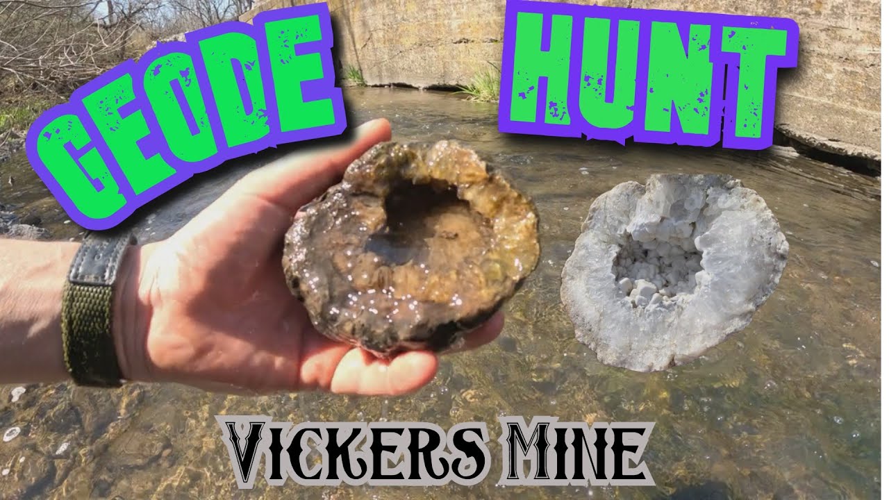 Rockhounding Geodes, Fluorite & Petrified wood Vickers Mine & Creek ...