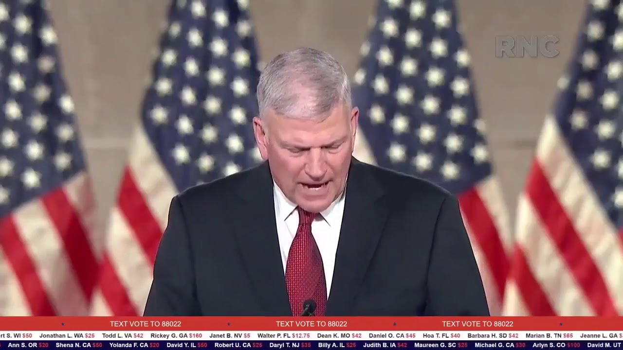 Franklin Graham's opening prayer at the GOP Convention - YouTube