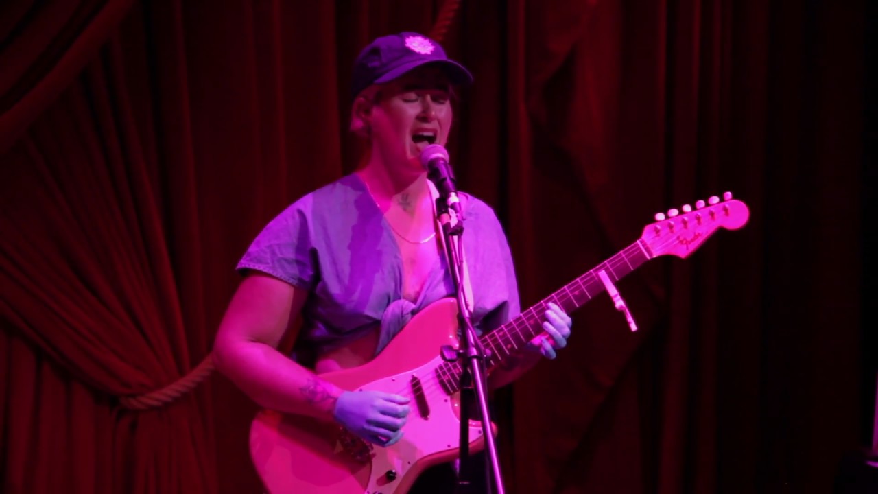 Emily Ritz - Flamed Out (Live at Public Arts) - YouTube