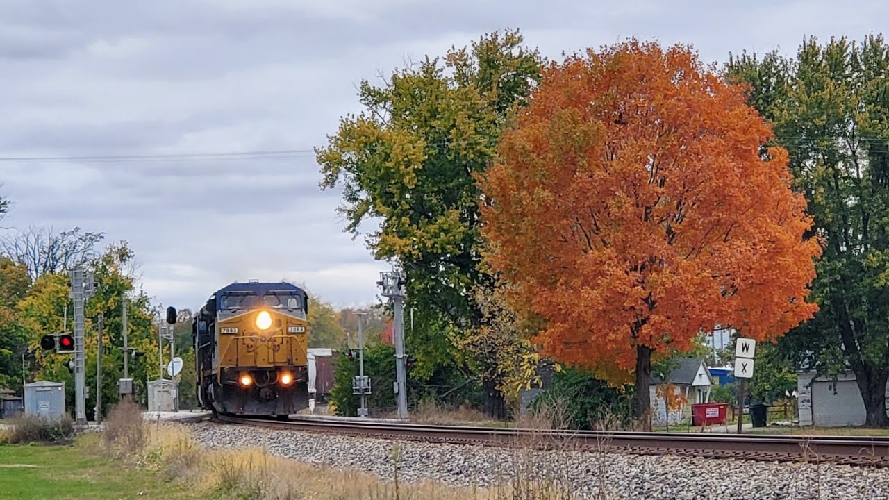 CSX M847 Chase with Dash 8 7883 and Slugset - Cayuga and Clinton, IN ...
