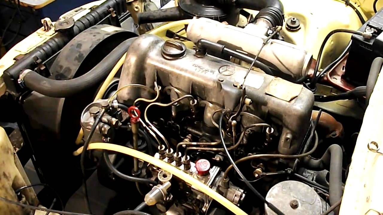 w123 200D koude start - YouTube
