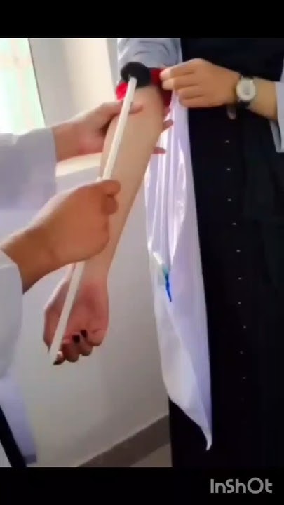 Physio practical kr rhy hai👩‍⚕️ #pharmd #doctorlife #shortvideo #viralvideo #dreambig #shorts # ...