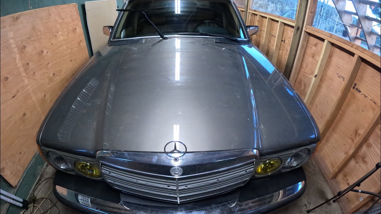 Mercedes W123 300d seat back net repair option short - YouTube
