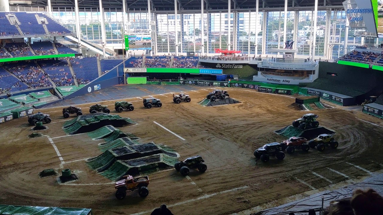 Miami 2020 Monster Jam.. Section 305 - YouTube