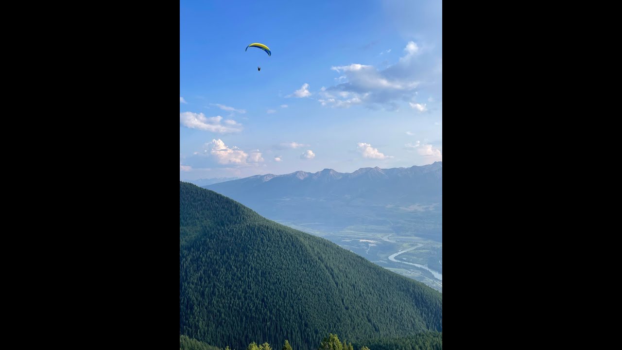 Golden Mt.7 Paragliding 2023 - YouTube