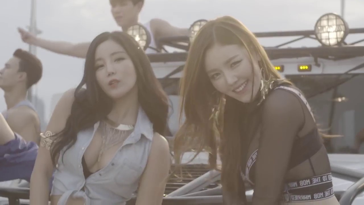Official Mv 레이샤 Laysha Chocolate Cream Feat Nassun Youtube