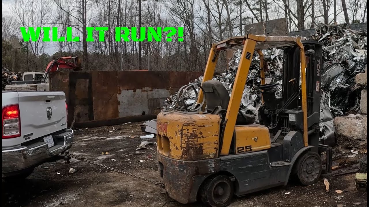 WILL IT RUN?! Scrap Yard TCM 25 Forklift - YouTube