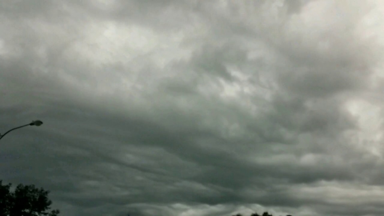 Undulatus Asperatus RARE cloud "Asperitas" - YouTube