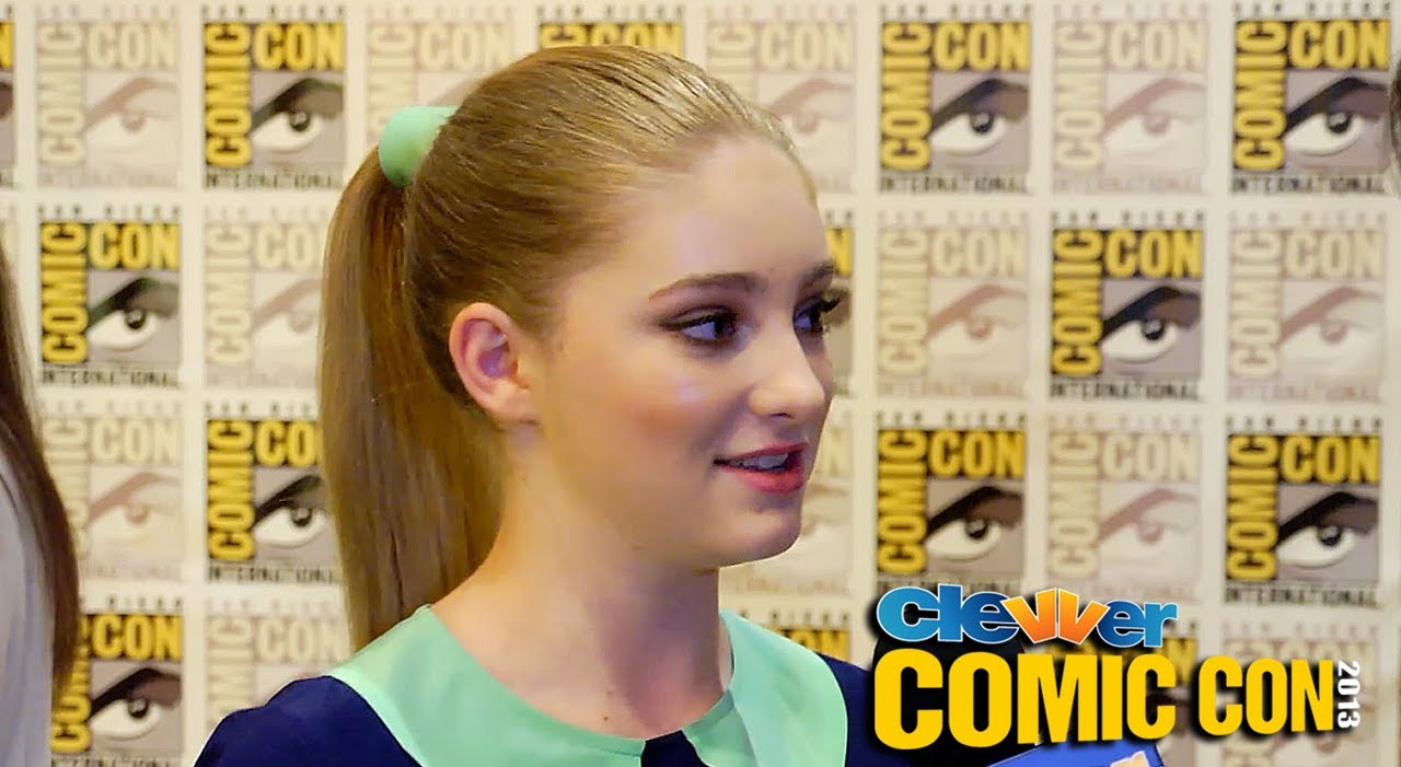 Willow Shields Talks Prim & Katniss Relationship in Catching Fire: 2013 ...