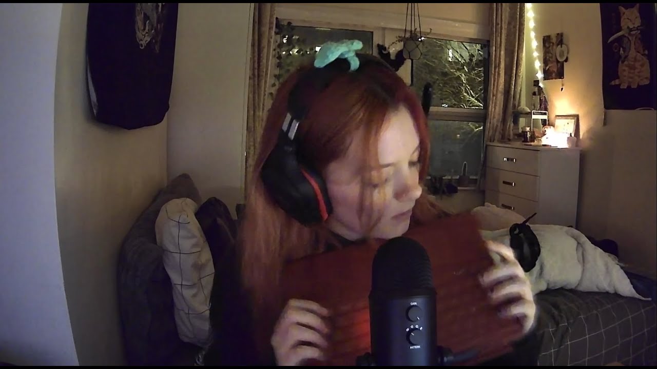 Keyboard and button pressing ASMR - YouTube