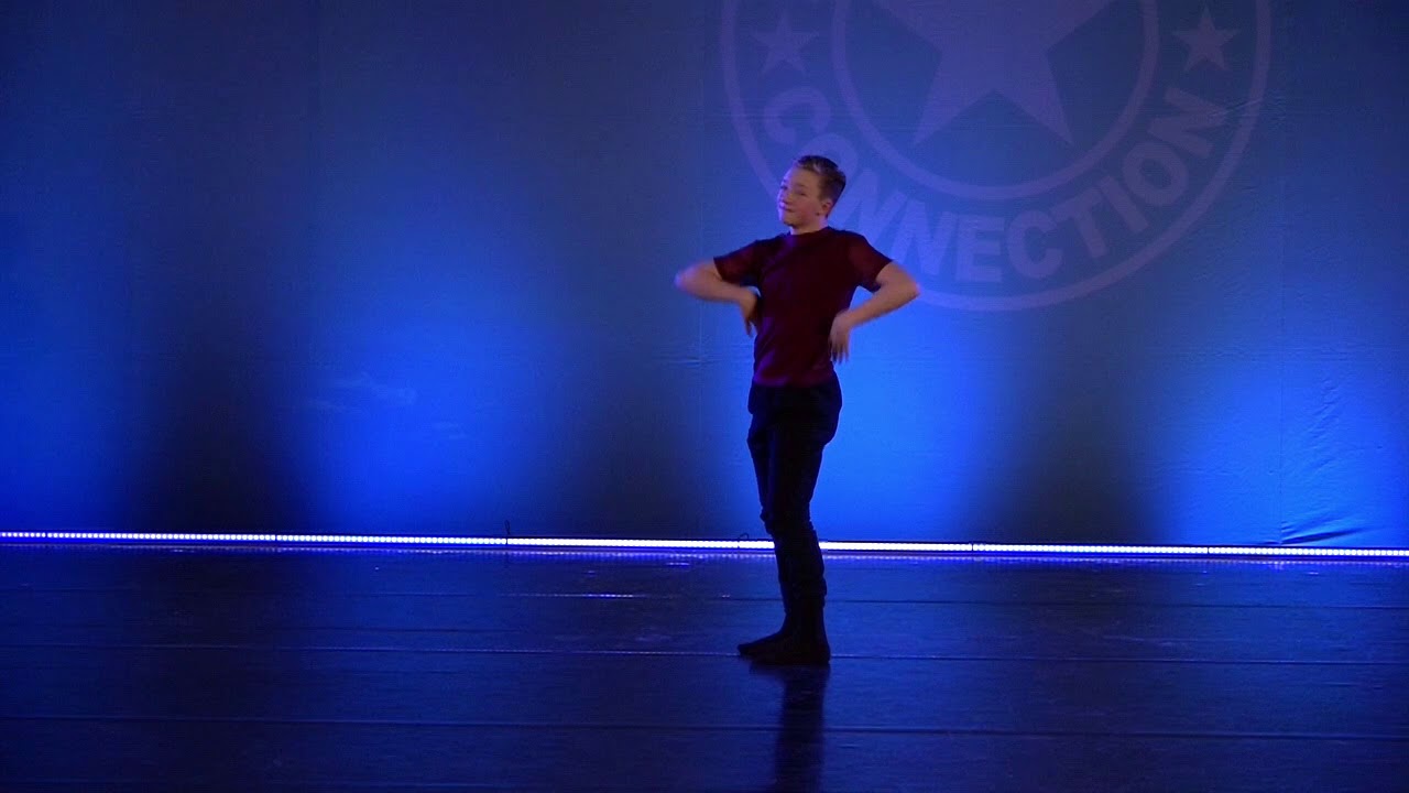 Ayden Hammer - Solo 2019 - YouTube