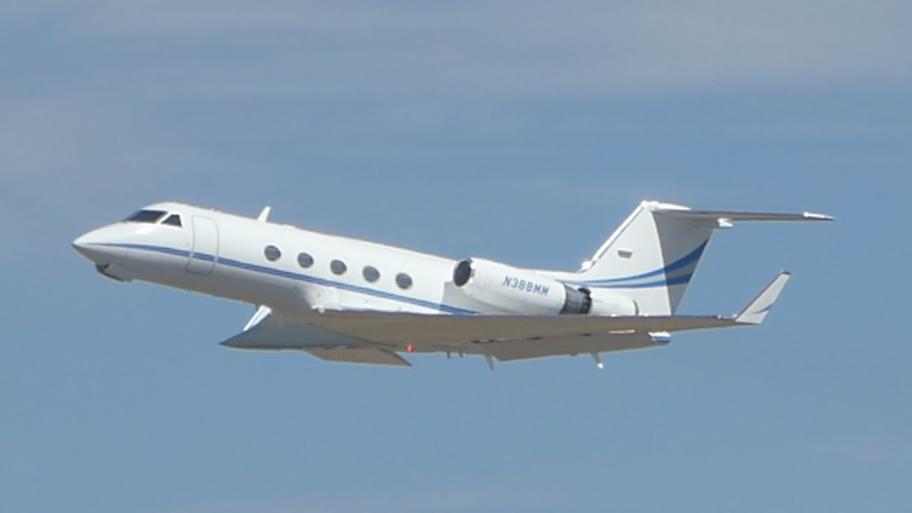 *RARE* Gulfstream III [N388MM] Takeoff from PDX - YouTube