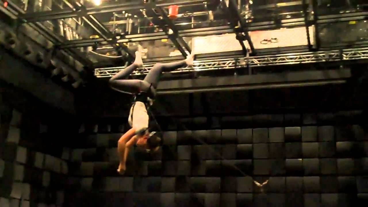 Mind-controlled Ascent, a work in progress by MFA student XXXY at RPI's EMPAC - YouTube