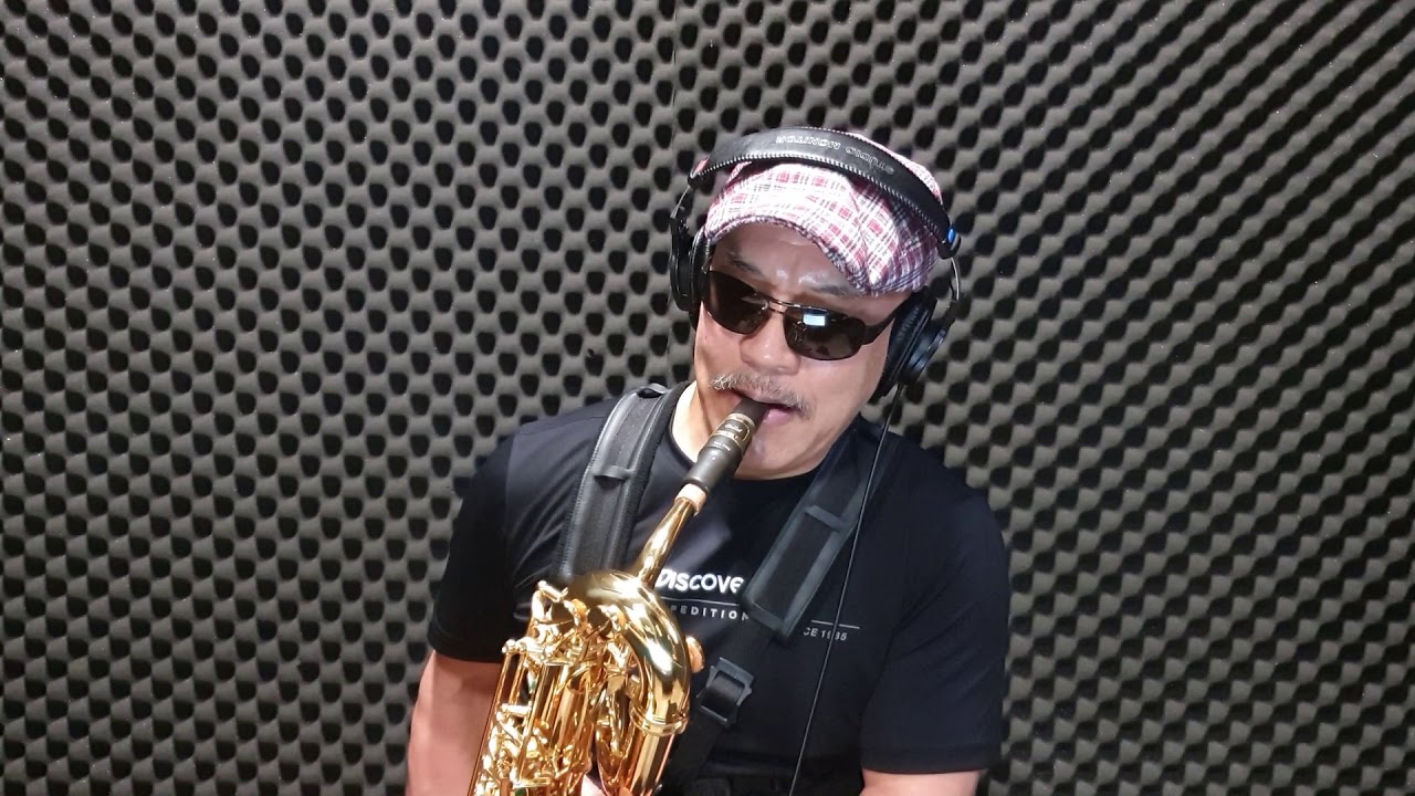 Keep on Running-Tom Jones-Bar Sax. Cover-이환무 - YouTube