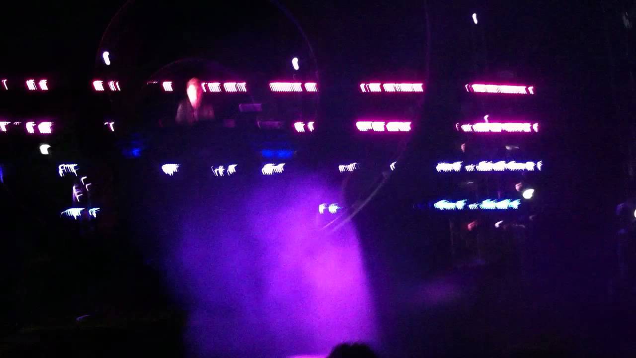 Sub Focus Live @ EDC NYC (Falling Down) - YouTube