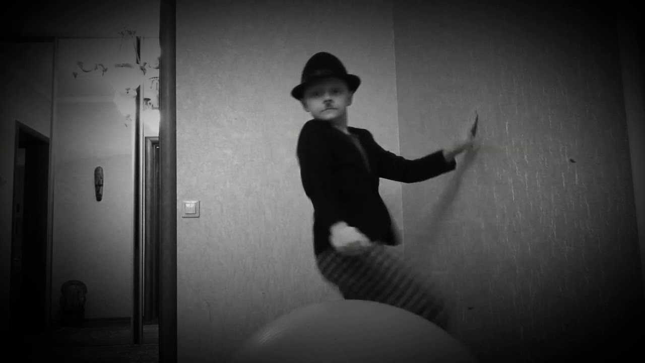 Charle Chaplin and ball - YouTube