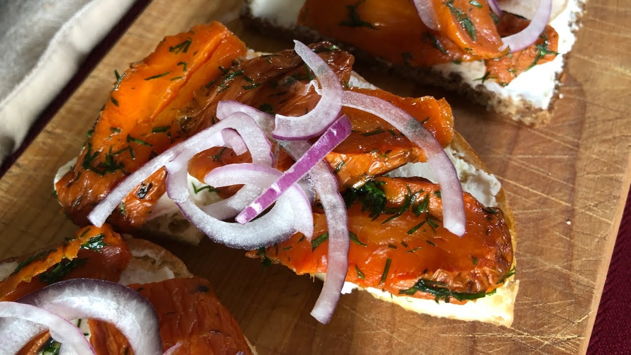 Mock ‘Fish’-in-the-Grave with Fox-piss Sauce | Vegan Gravad Lax with ...