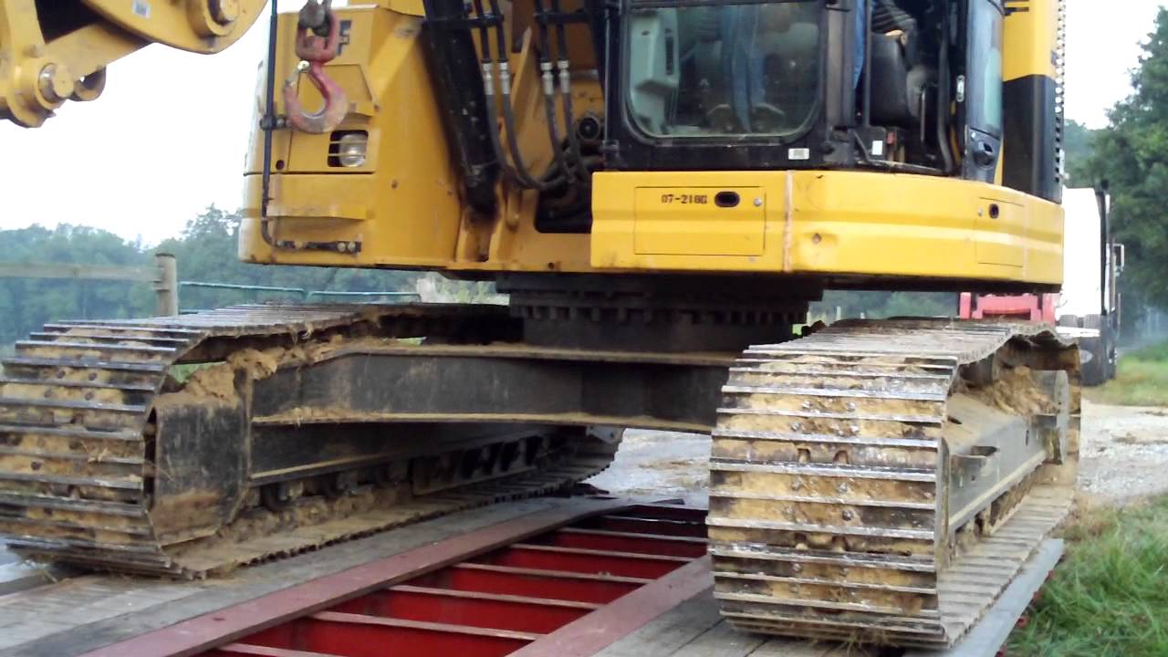 Loading a CAT 321DL-CR (3rd time) - YouTube