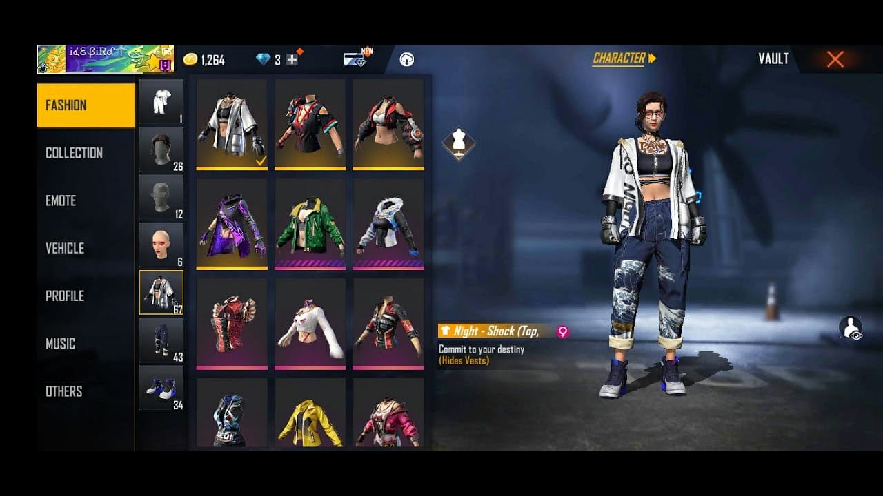 GARENA FREE FIRE- SHOWING MY FREE FIRE VAULT *NEWBIE* - YouTube