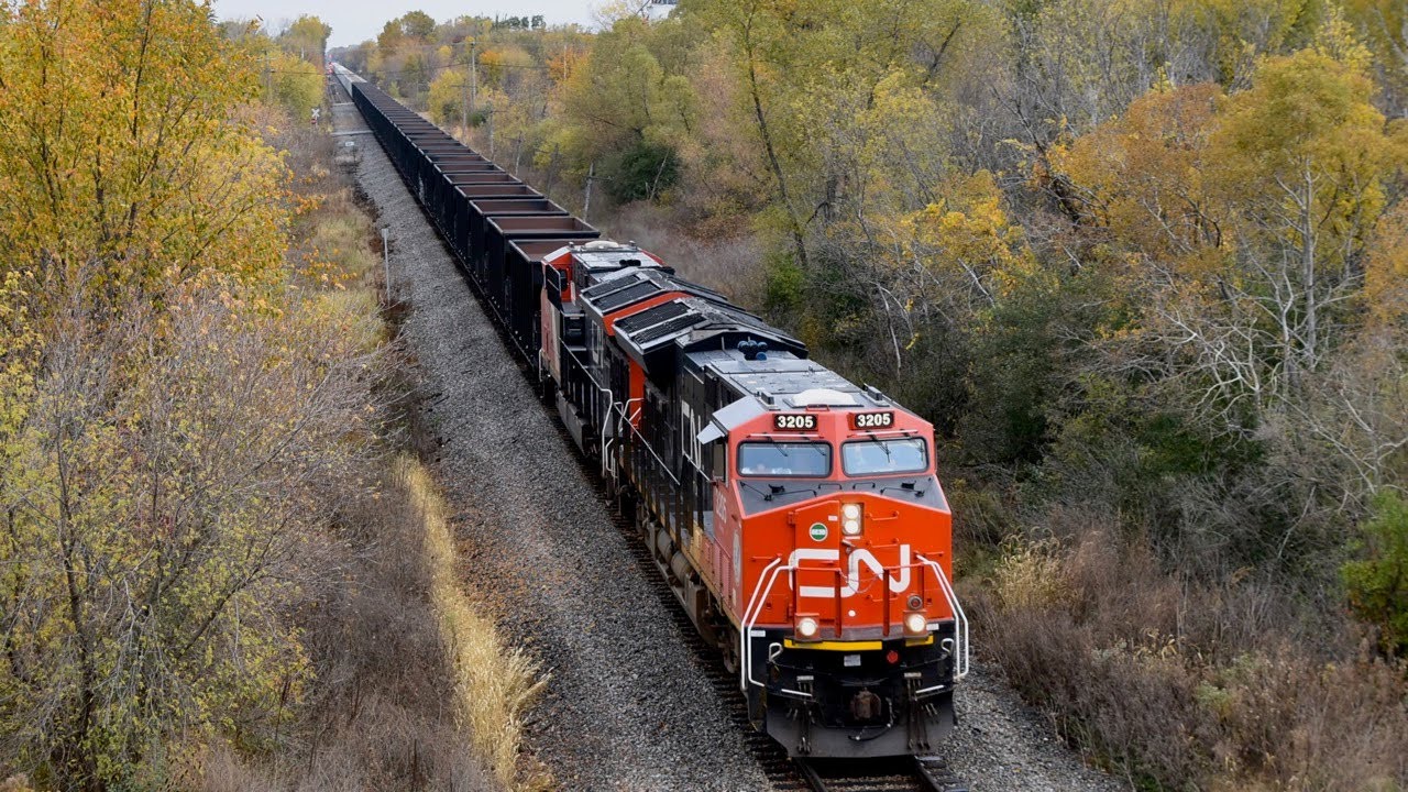 CN All Rail Iron Ore Train on the Waukesha Sub - YouTube