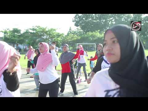 FLASH MOB ALIN DHIAN SENAM SEHAT MANUNGGAL
