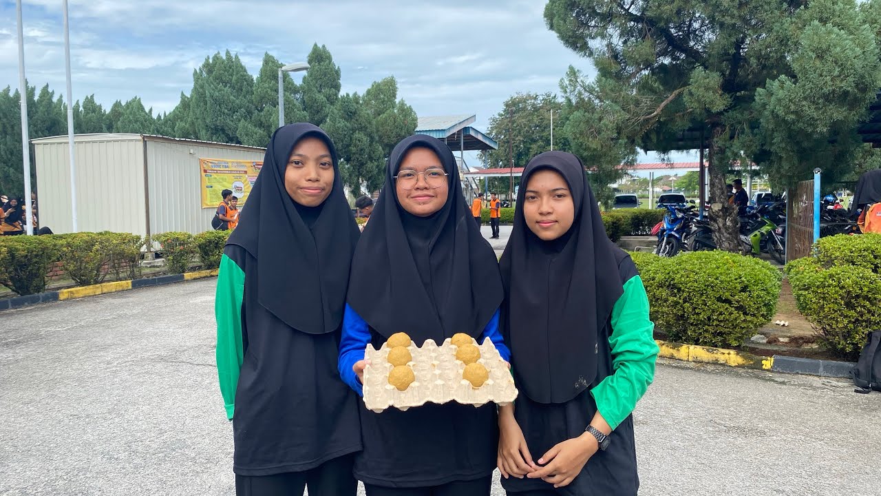 PROJEK AMALI SAINS SEM 3 (BEBOLA LUMPUR EM) - YouTube