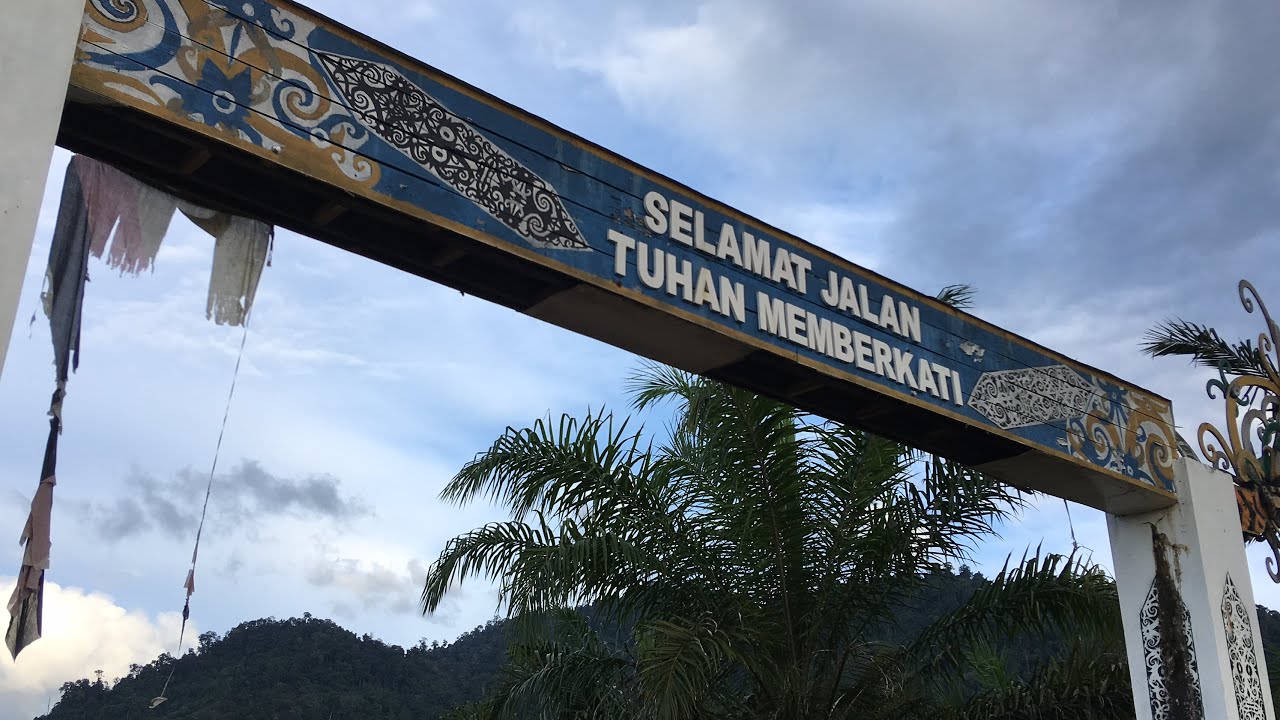 Pernikahan di Rumah Panjang, Kampung Data Kakus - YouTube