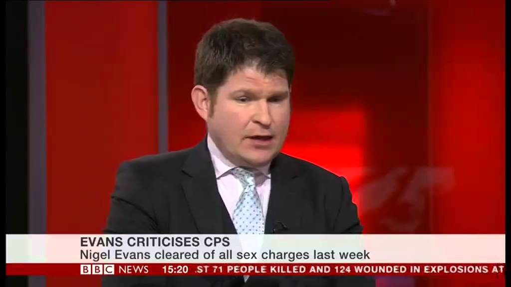 Barrister Gareth Weetman comments on the Nigel Evans costs issue - YouTube
